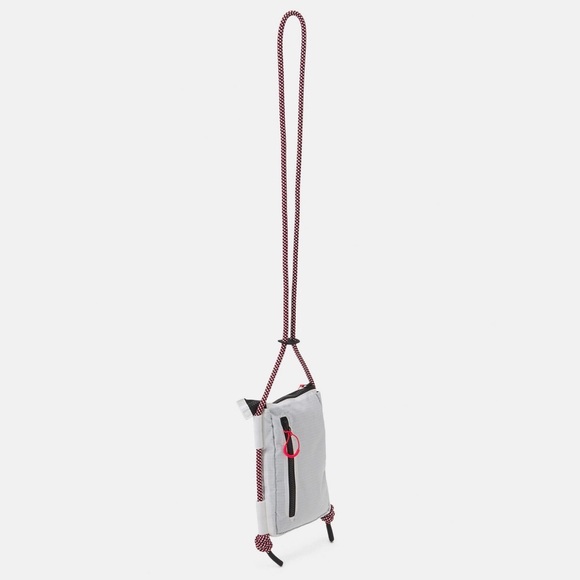Hunter | Bags | Hunter Travel Ripstop Logo Phone Pouch | Poshmark
